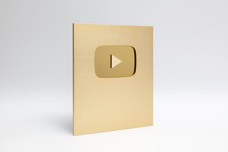 YouTube: What types of awards for creators? - ViralStat